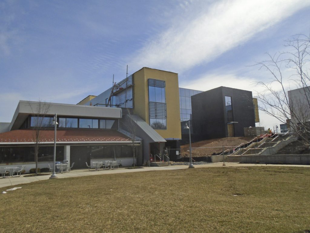 Montgomery College, Student Affairs and Science Building - SGH